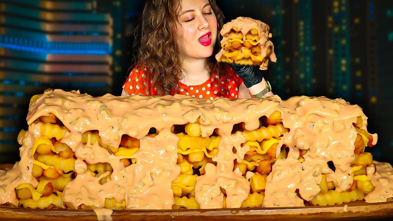 EXTRA CHEESY ANIMAL STYLE FRIES MUKBANG | MUKBANG ASMR | ASMR EATING ...