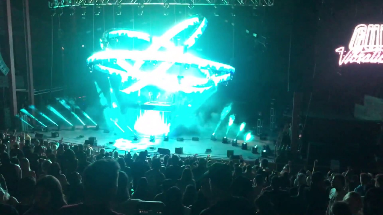 Gud Vibrations - NGHTMRE B2B Slander - Love Is Gone - Red Rocks 2018 ...