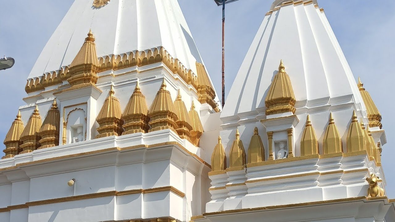 #Mandir ke color paint मंदिर पर पेंट कैसे करें। मंदिर पर कौन सा कलर ...