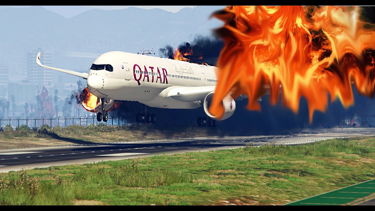 Qatar Air bus a380 Engine Explosion After Mid air crash Today over U.A ...