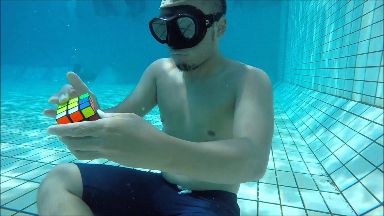 Free Solving & Cube Diving @Kolam Renang Senayan - YouTube