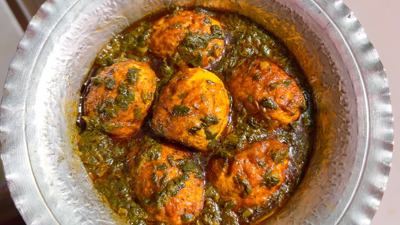 Palak te Zombre thuul|Palak Anda curry|Kashmiri style Palak Anda curry ...