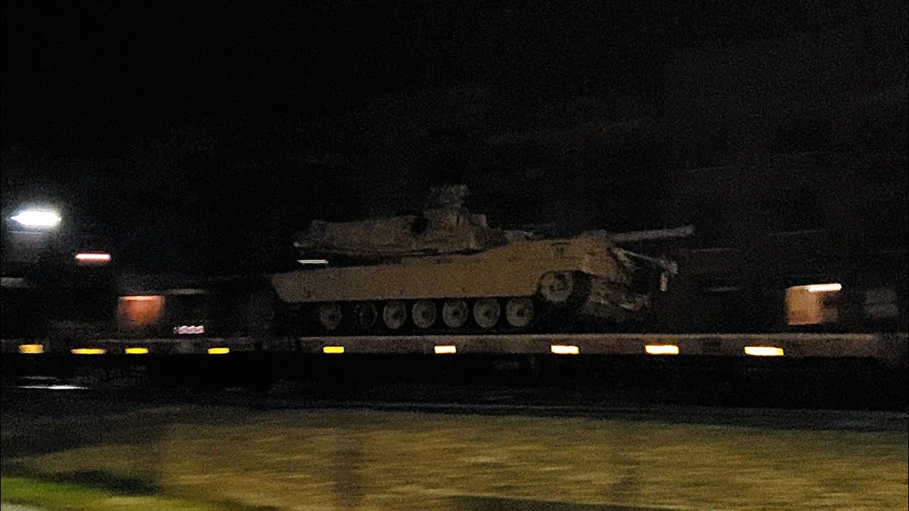 UP military train special load - Washington, MO - YouTube