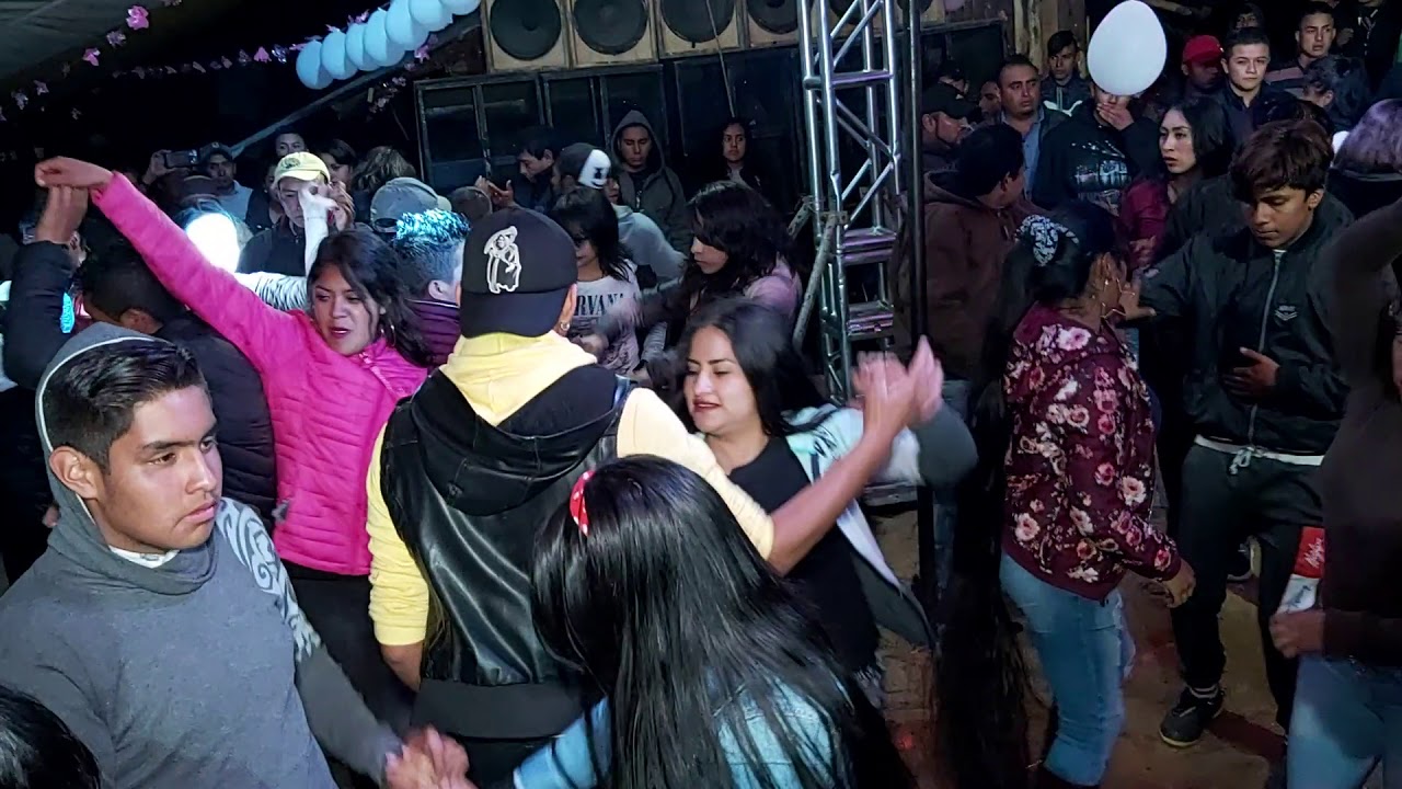 UNA CUMBIA CUMBIA CON WEPA 2020 SONIDO LIBRA - YouTube