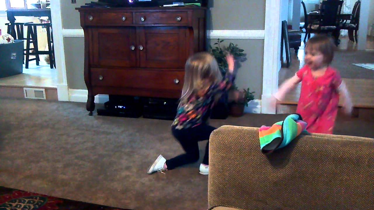 Worst dance party ever - YouTube