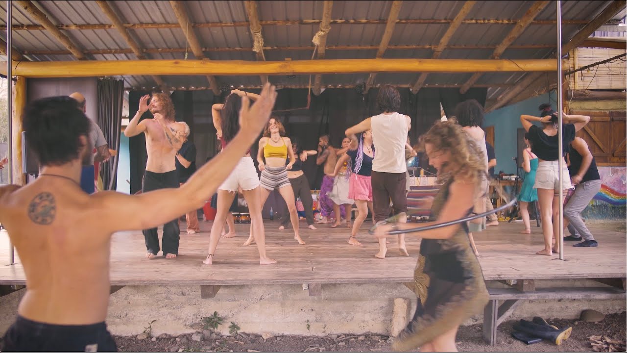 La Vibrasound - Ecstatic Dance Vilcabamba - YouTube