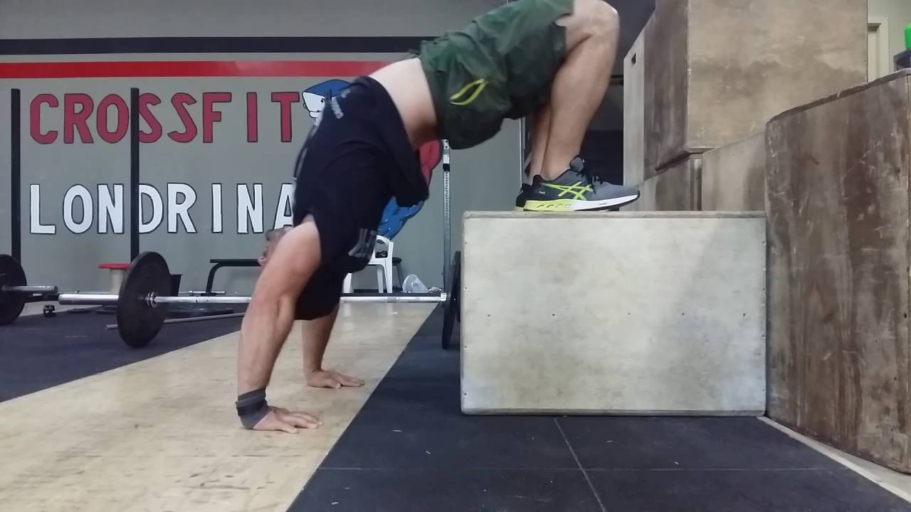 Gym Class CrossFit Londrina: Rocking box bridge - YouTube