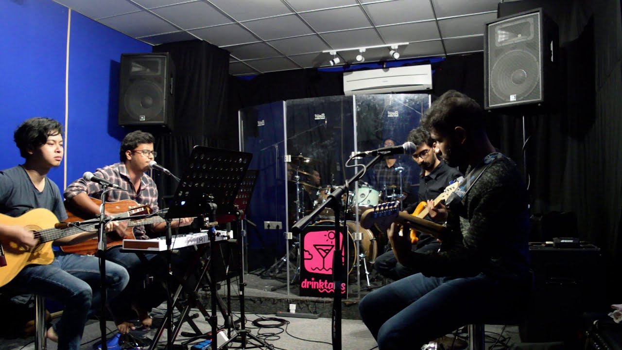 Aao Milo Chalo (Jab We Met) - YouTube