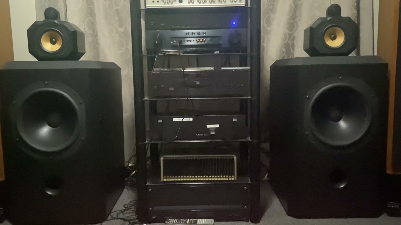 Plinius 3100 bowers wilkins 801 matrix - YouTube