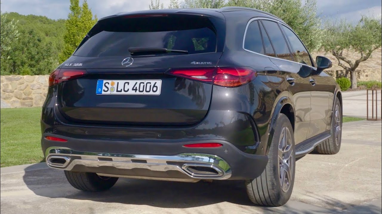 Mercedes GLC AMG Line 2023 - exterior, interior & trunk space (Graphite ...