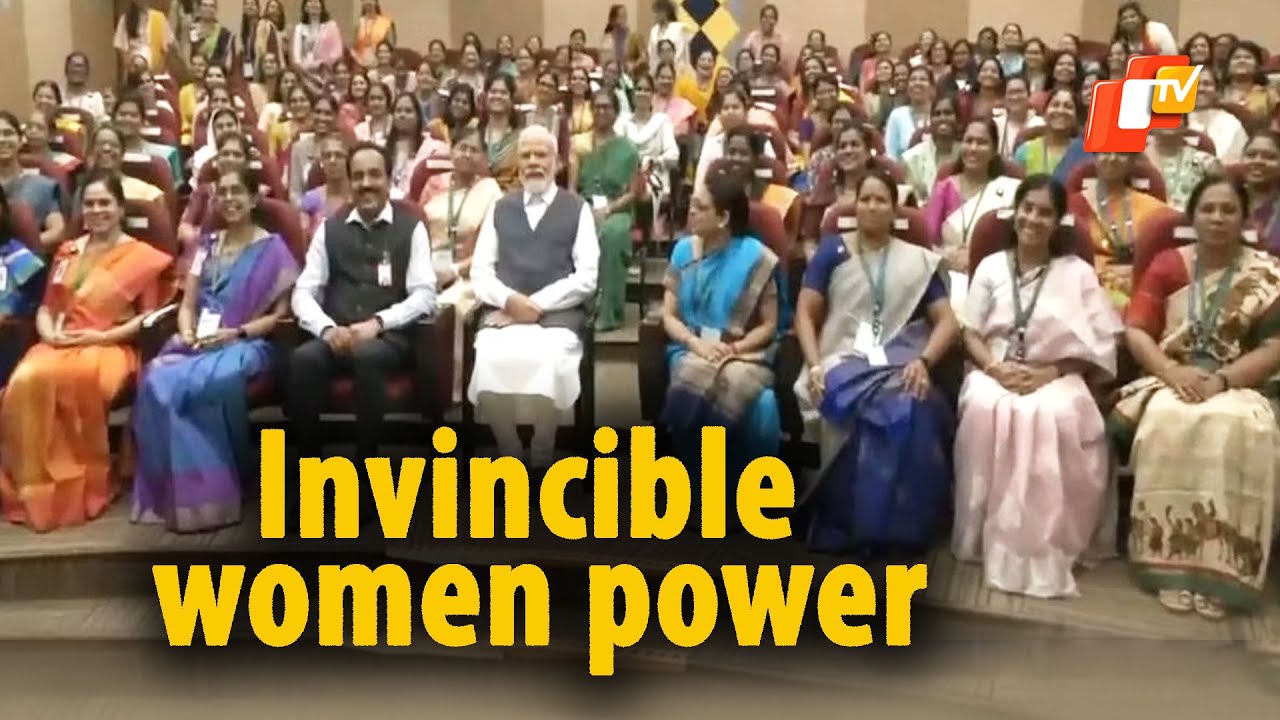 PM Modi lauds ISRO's women scientists for their key role in Chandrayaan ...