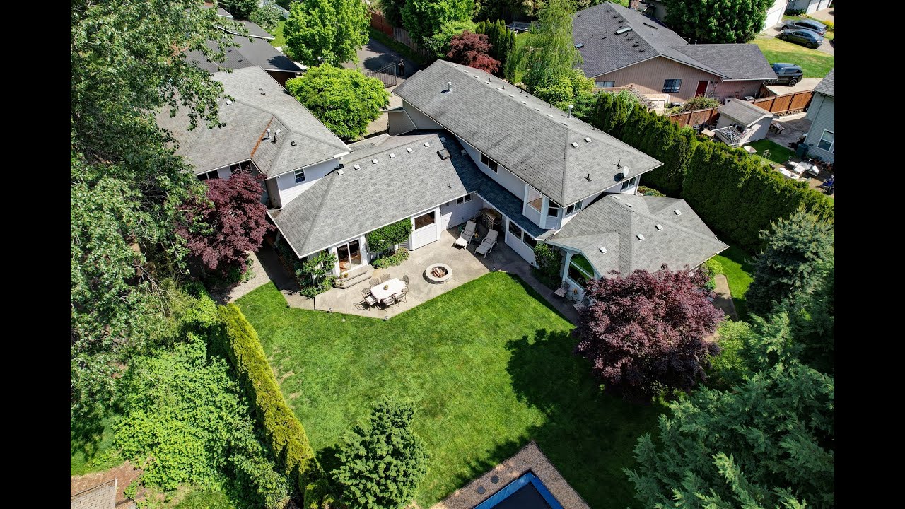 11631 SE 256th St, Kent WA 98031 - YouTube