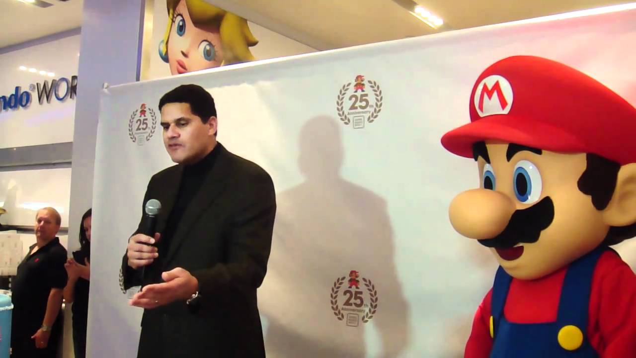 Mario Bros. 25th anniversary - Reggie and Miyamoto - YouTube