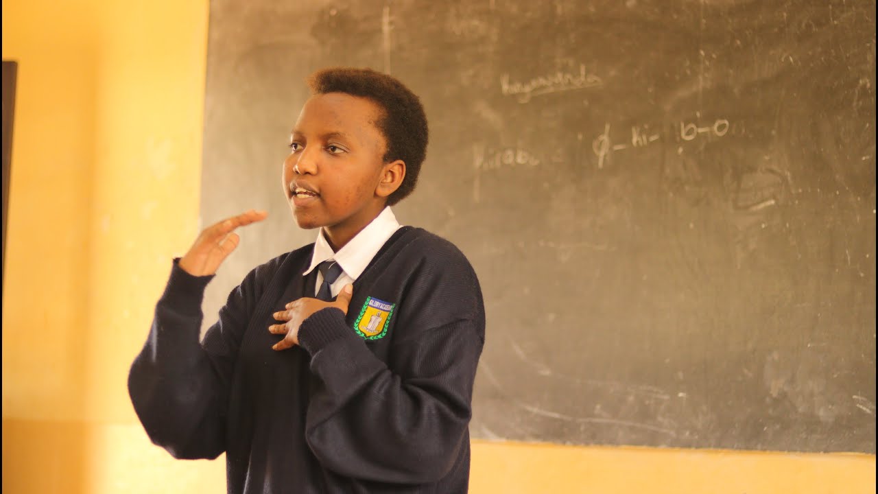 FINE FM RWANDA HOSTS iDEBATE RWANDA - YouTube