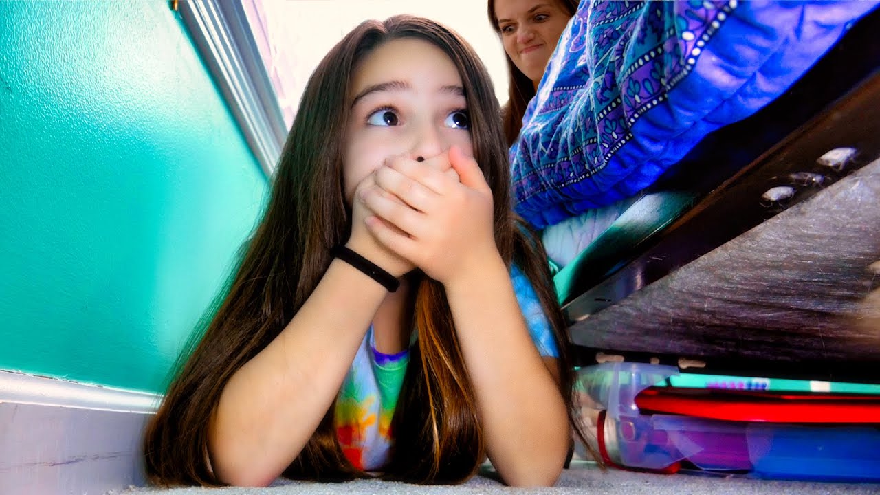 Mimi and Daniela fun stories about sisters - YouTube