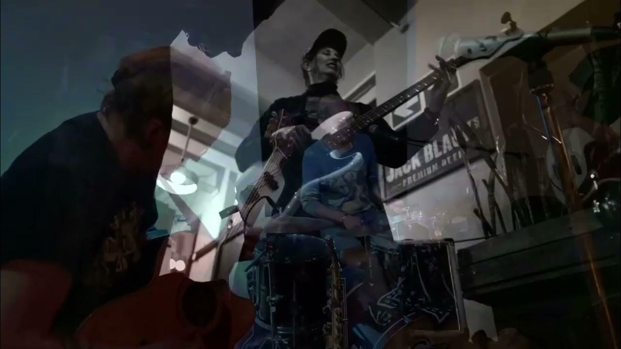 Little Hum - YouTube