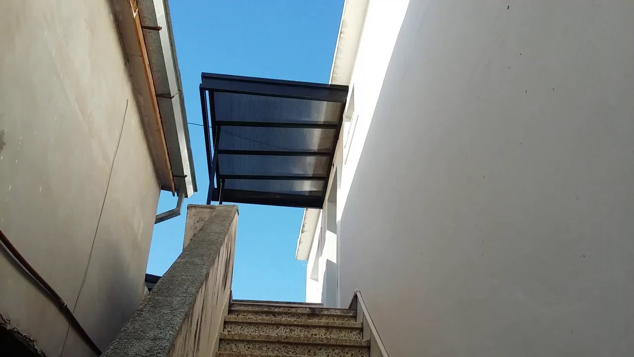 Alero de hierro y policarbonato, instalado en Bellas Vista - YouTube