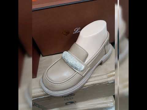 Qizlar uchun tuflilar