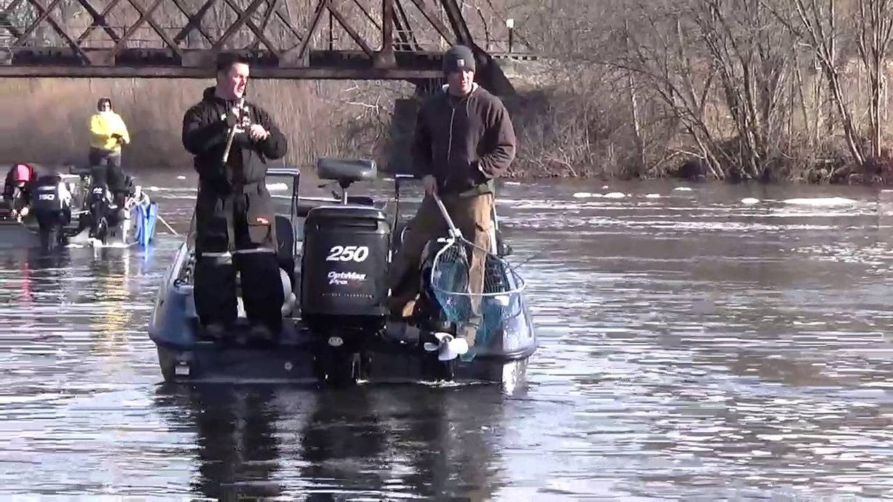 Peshtigo River Walleye - YouTube