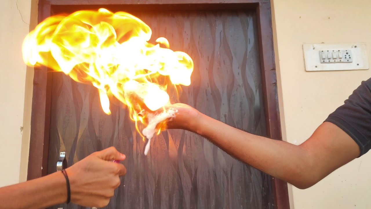 Fire On Hand - हाथ में ही आग लगा दी || How To Hold Fire On Hands ...