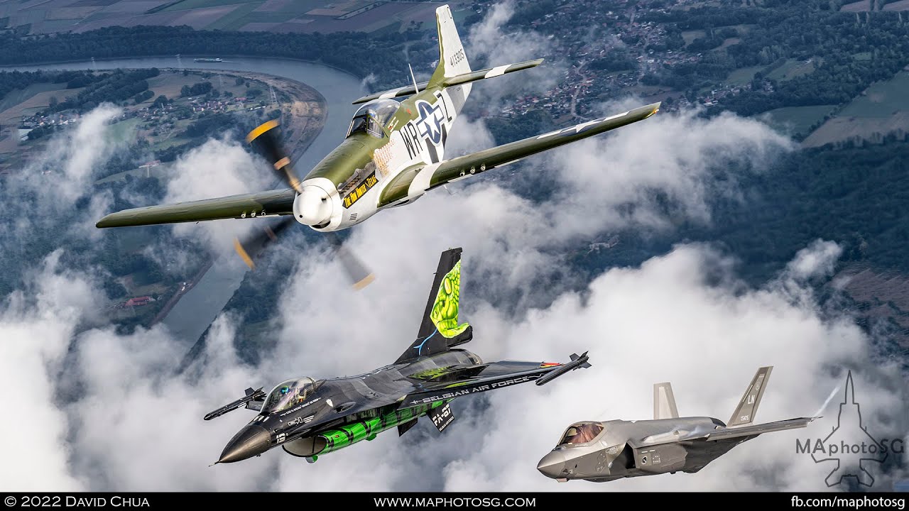 Sanicole Airshow 2022 Air to Air - YouTube