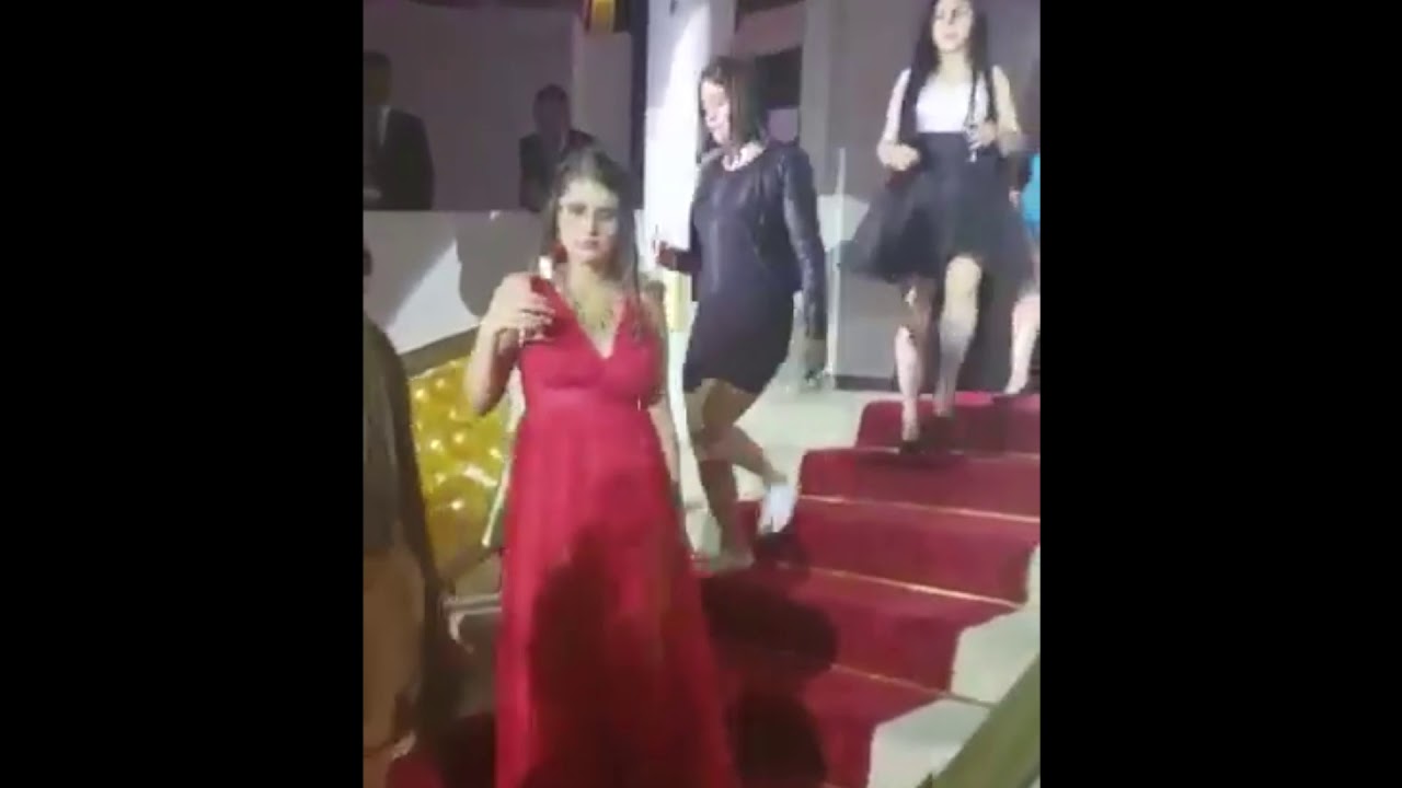 Two Girls in high heels FALL down stairs during a Party (November 2018 ...