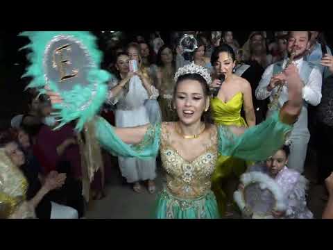 ECE & MURAT MATRACI ÇİFTİNDEN MUHTEŞEM BİR KINA GECESİ