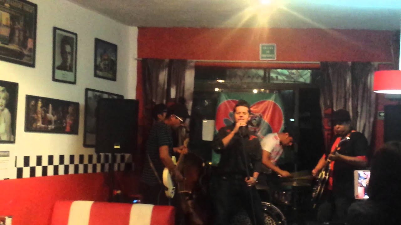 Ruleta Rusa con Eddie Wolfman en @kocat's diner - YouTube