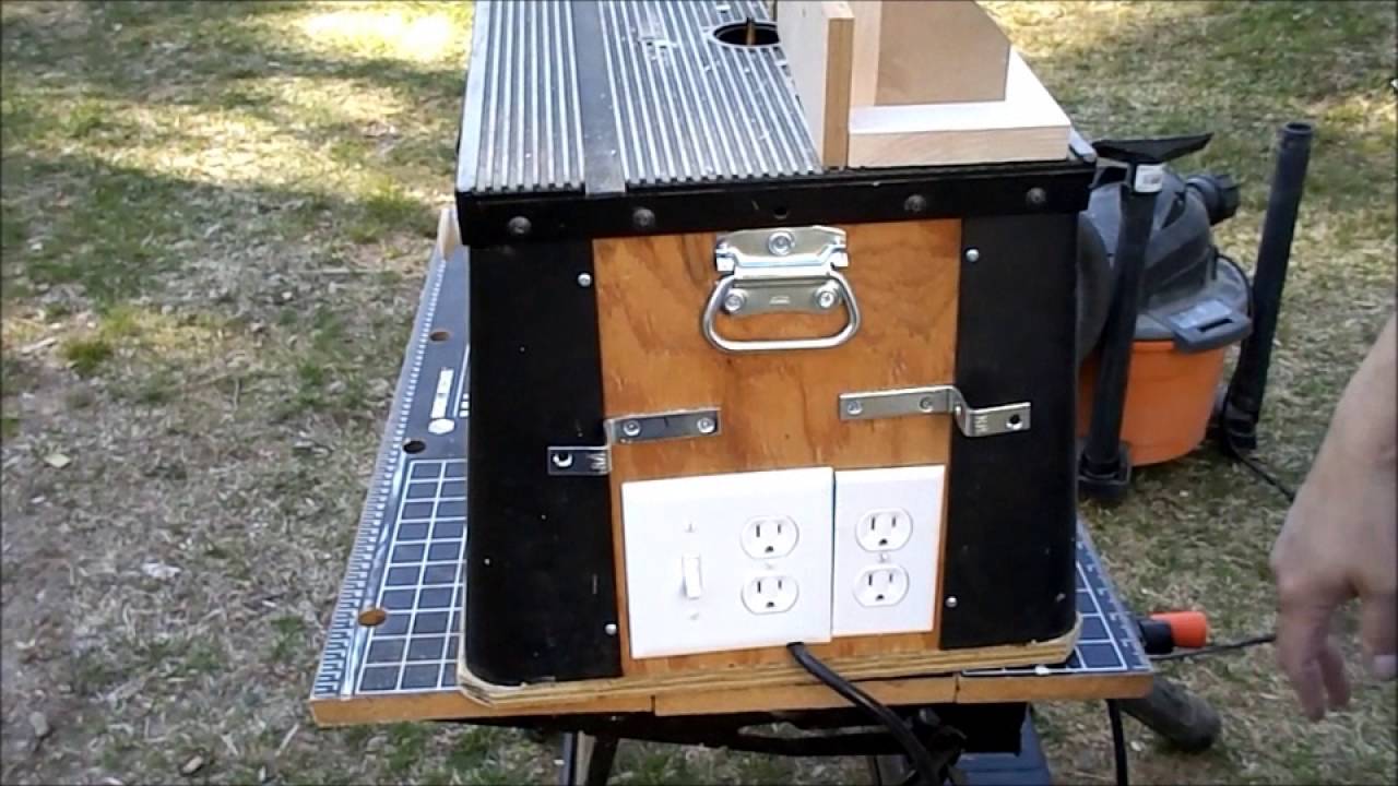 Make a Portable Small Router Station - YouTube