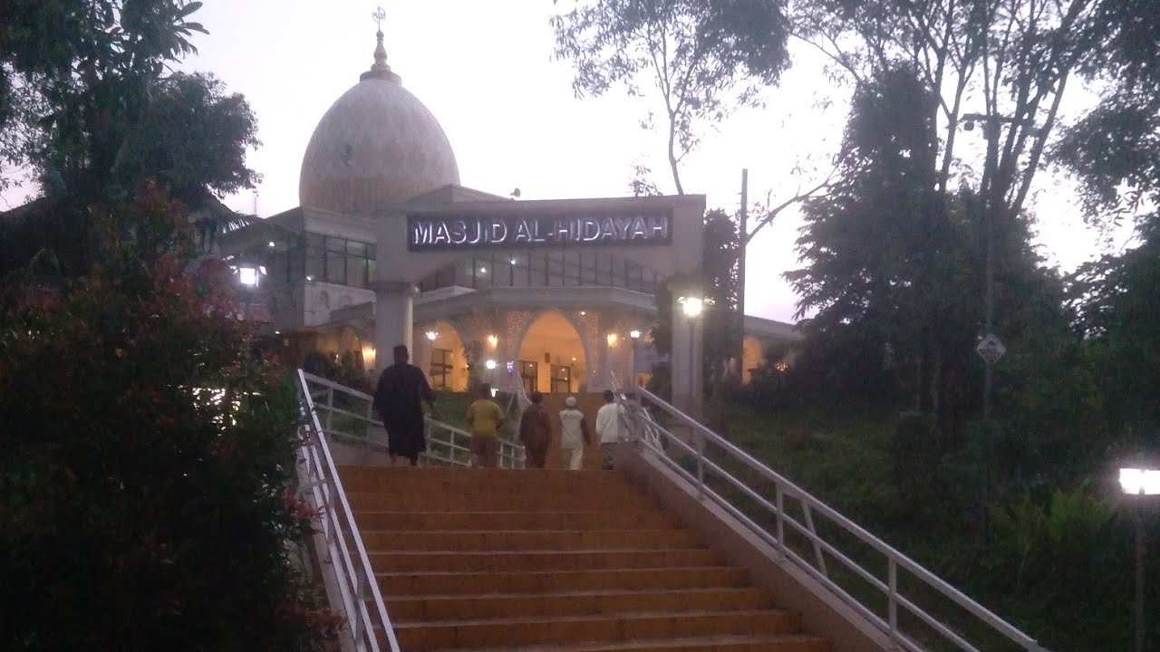 MASJID AL HIDAYAH Cikarang termegah & mewah terima kunjungan crew DMM ...
