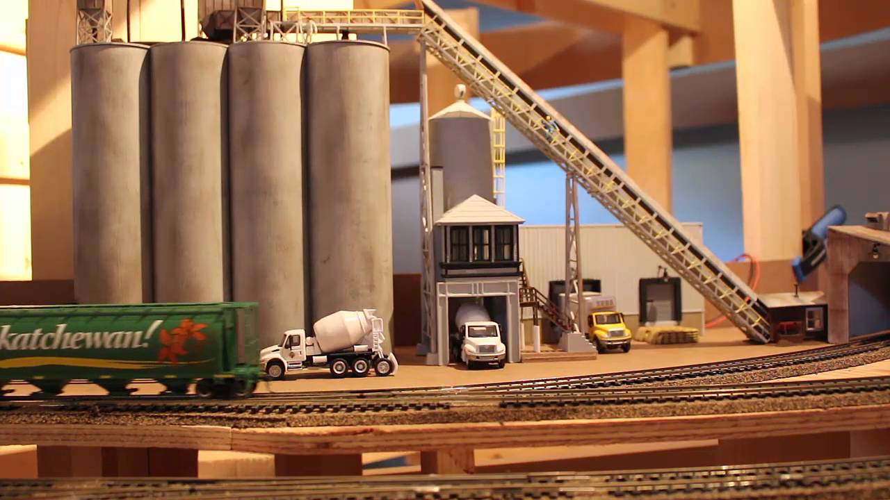 Small operation in front of the cement plant - YouTube