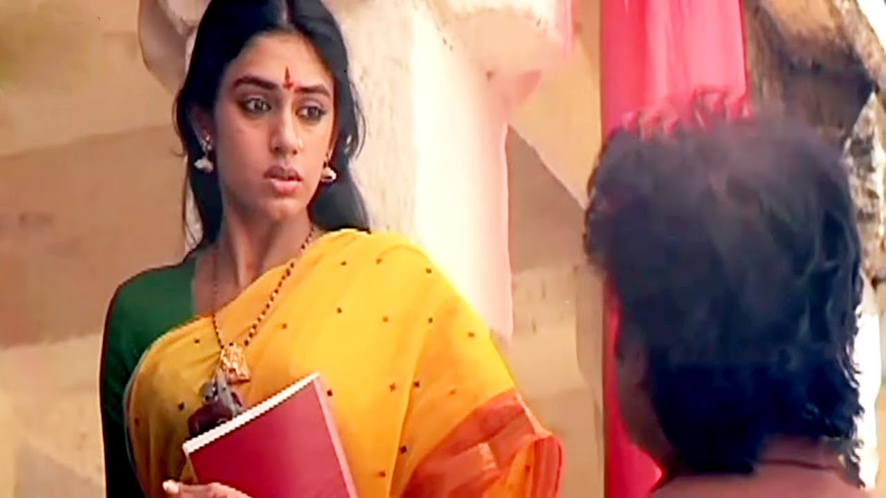 Shobana In Thalapathi