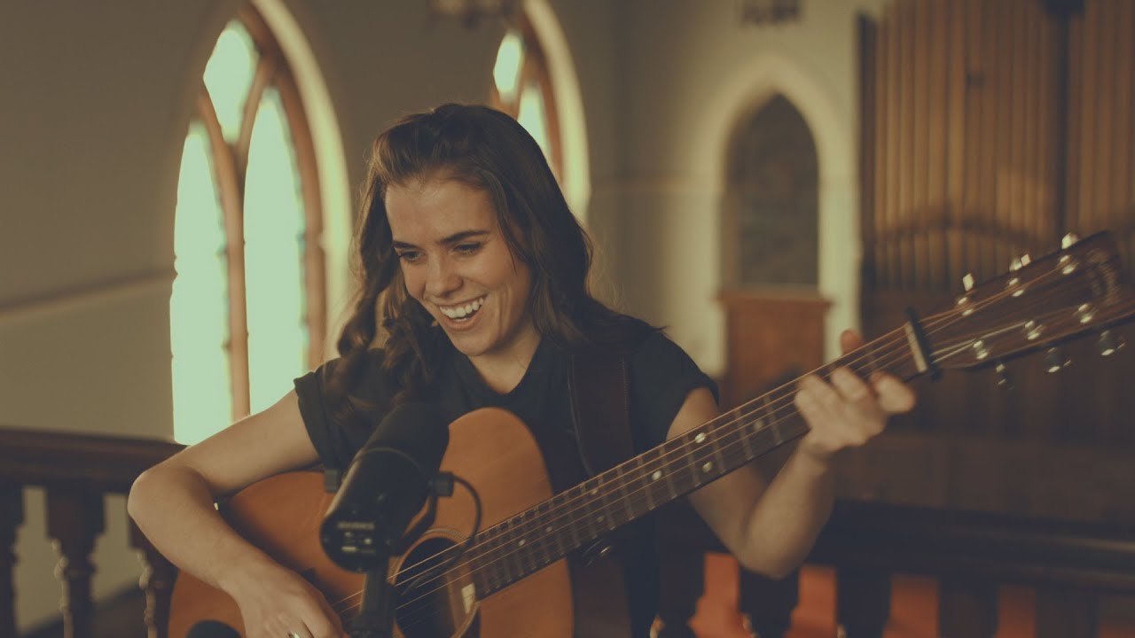 Maria Carrelli - My Country Song (SomerSessions) - YouTube