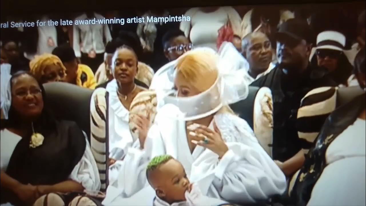 Babes dancing and looking beautiful at Mampintsha's funeral RIP Mampintsha - YouTube