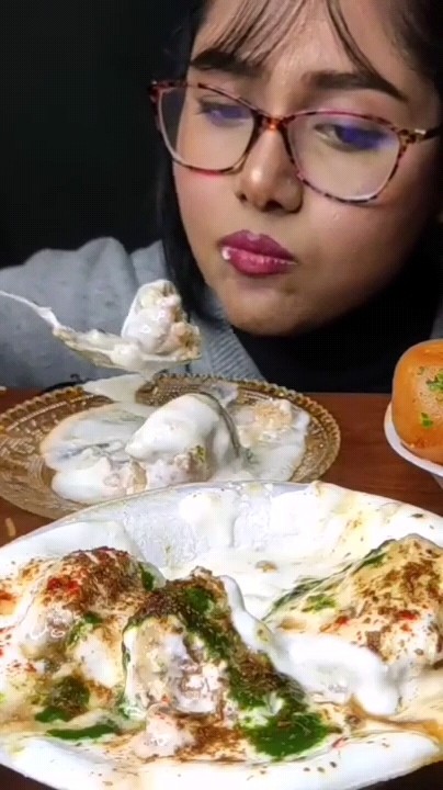Asmr Dahi Vada,Mirch ke pakode,Chowmin,Gulab Jamun#food #eatingshow # ...