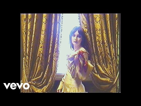 Lauren Mayberry - Sunday Best (Visualiser)