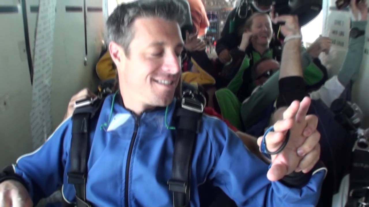 David Rocci Sky Dive July 2013 - YouTube