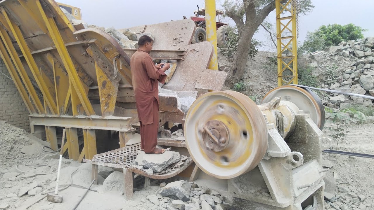 Crushing machine| super satisfying video | ASMRcrushing things | rock ...