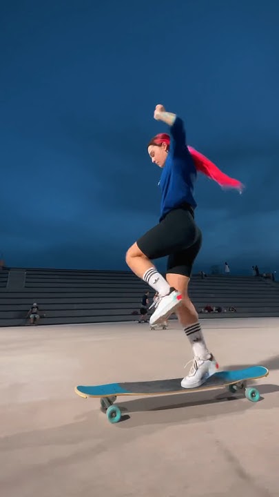 Жесткий лонгборд фристайл от красноволосой девочки ⚡️#трюки # ...