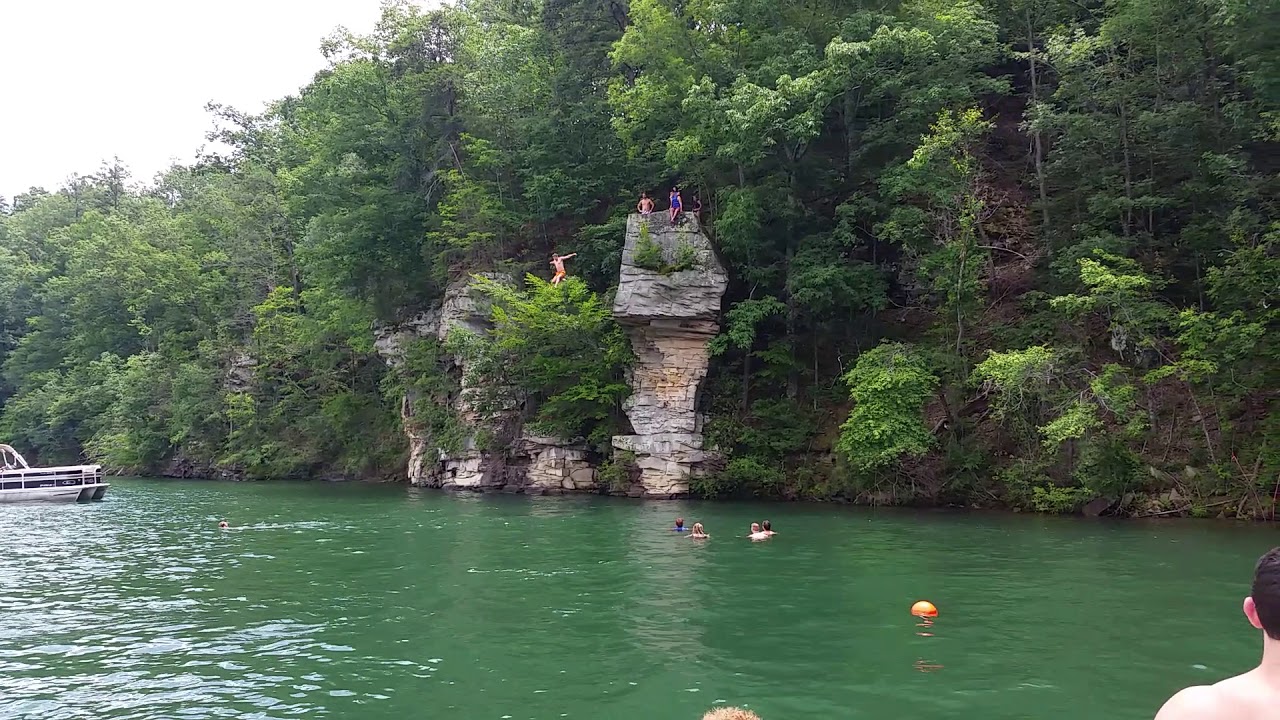 Smith Lake Cliff Jump - YouTube