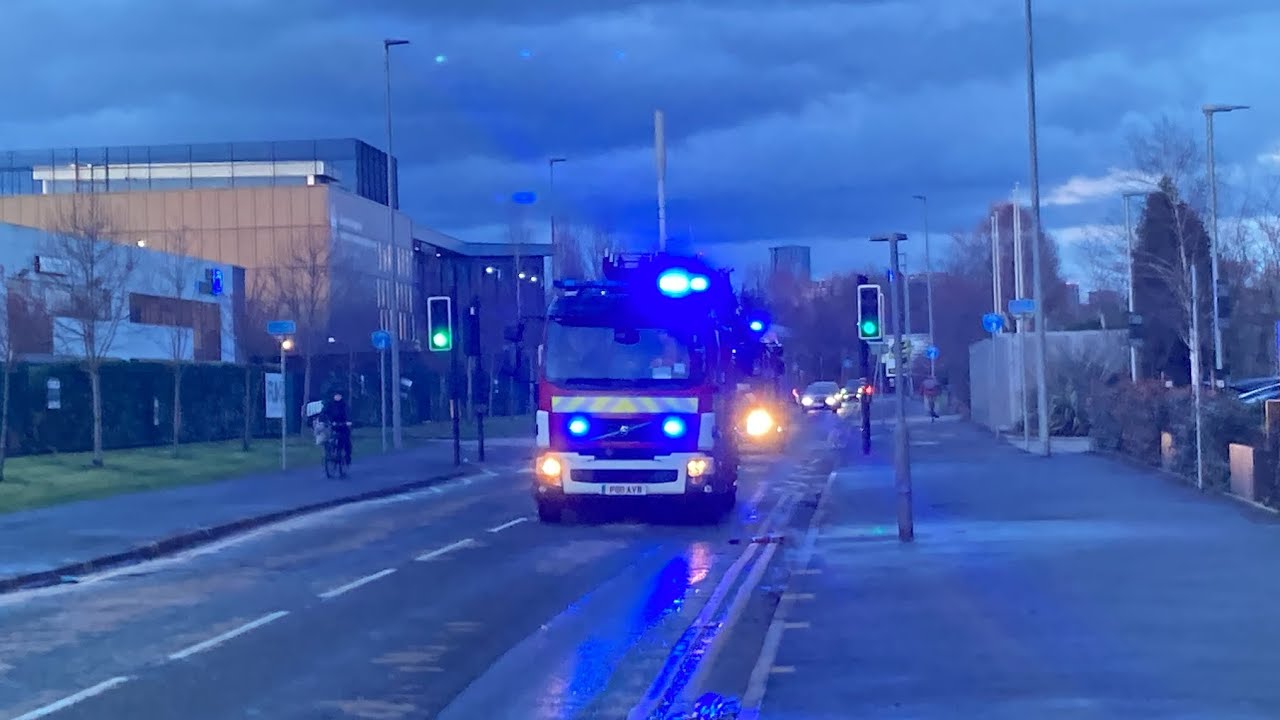 Gorton double pump responding- Greater Manchester fire and rescue ...