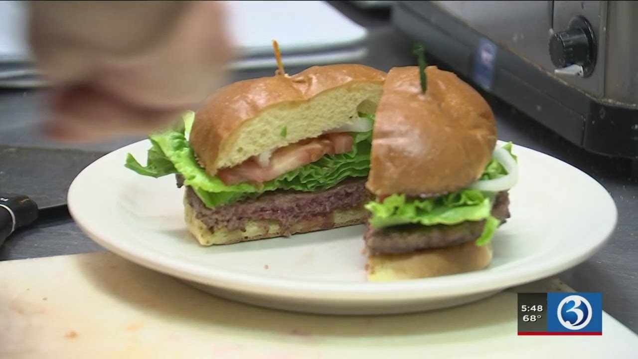 VIDEO: Something's Cooking: Jake's Restaurant - YouTube