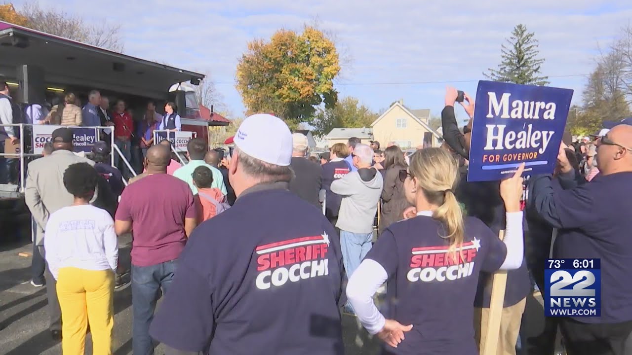 Maura Healey makes final campaign push in western Massachusetts - YouTube