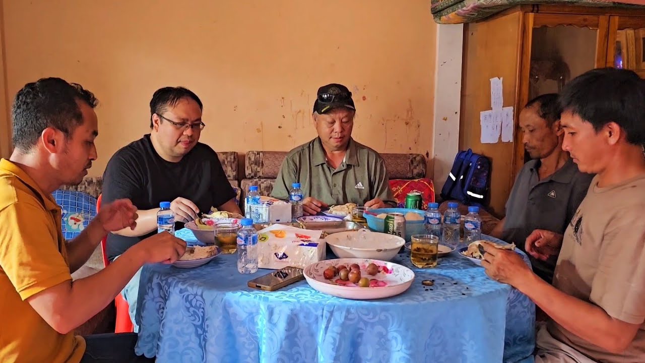 ob tug tij laug Los me Kas los saib wb - YouTube