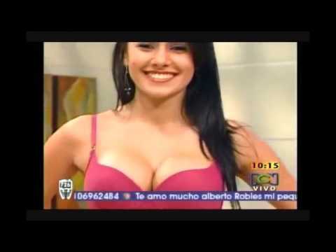 Diana Cujar desfile muy buenos dias ropa interior parte 1