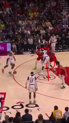 LeBron James in beast mode against the Blazers - YouTube
