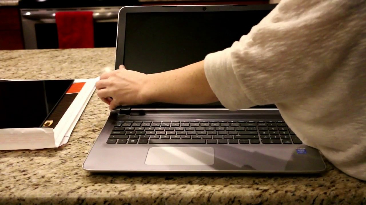 Laptop screen replacement / How to replace laptop screen HP-Compaq ...