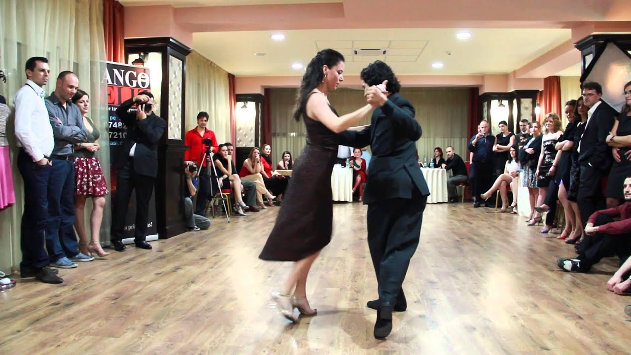 Noches de Tango Feliz en Iasi - Lucian Stan y Monica Sur - 1 - YouTube