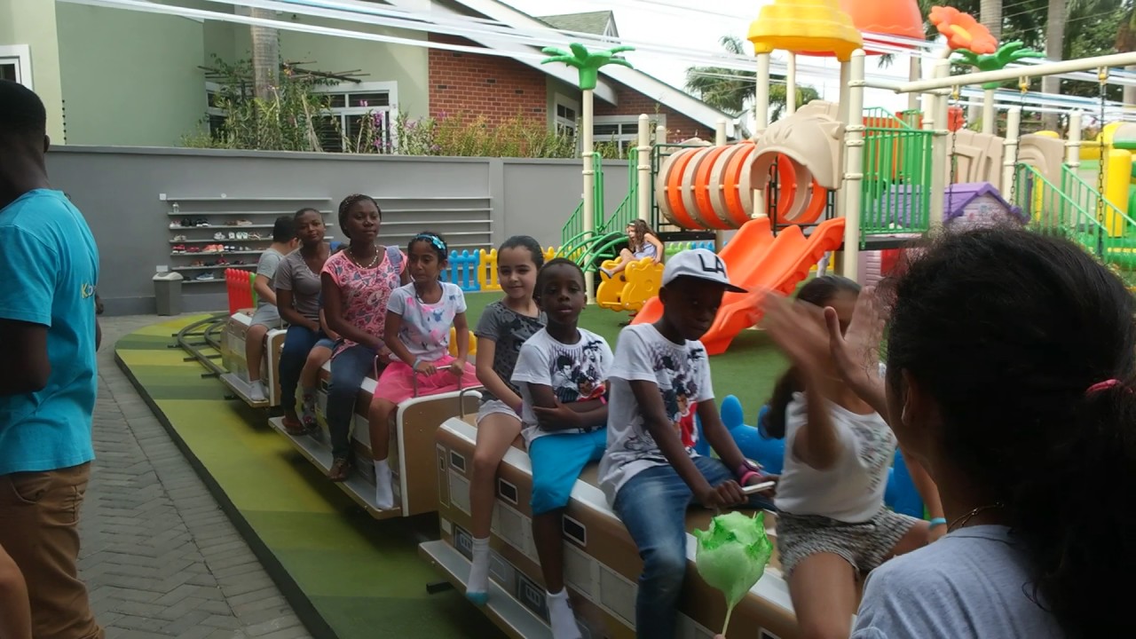 Colabo Play day - YouTube