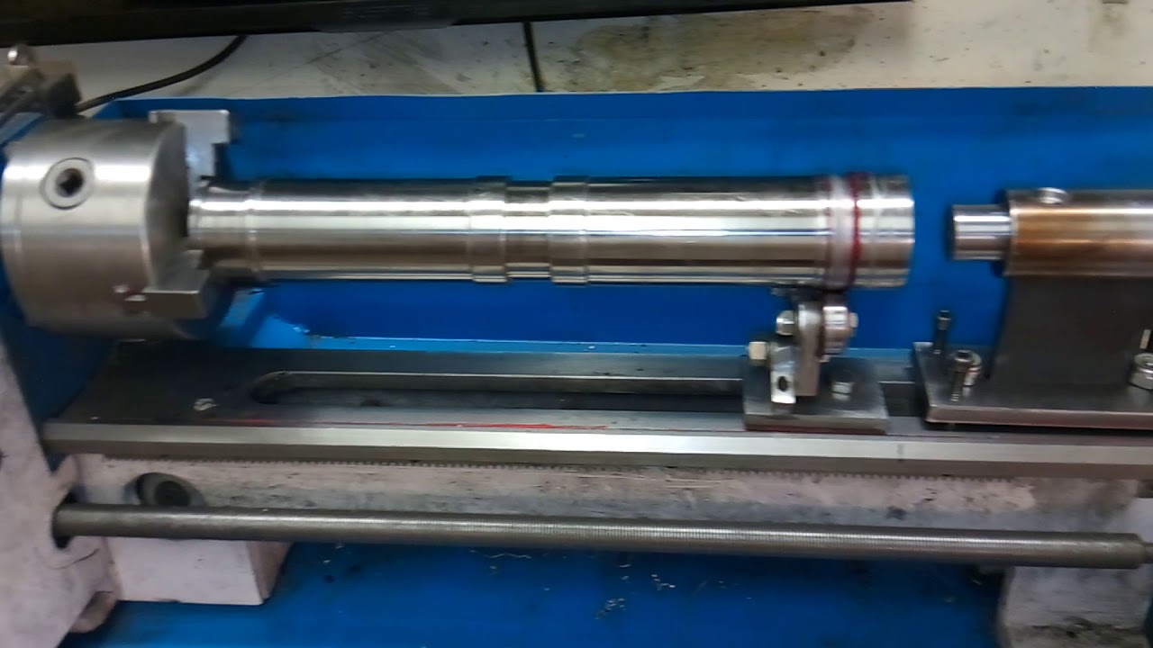 Mini lathe Cannon boring jig - YouTube